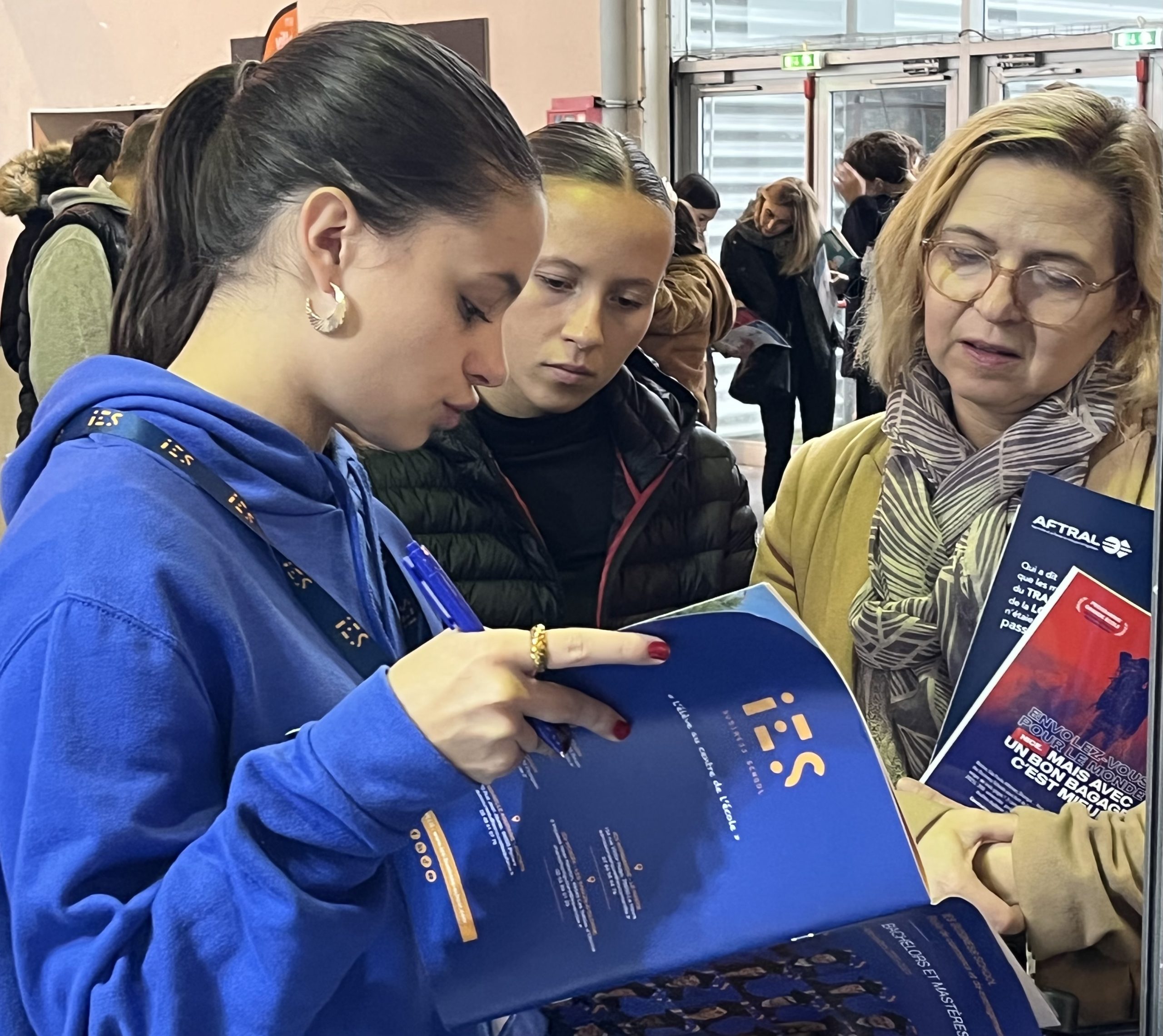 IES Business School | École de commerce